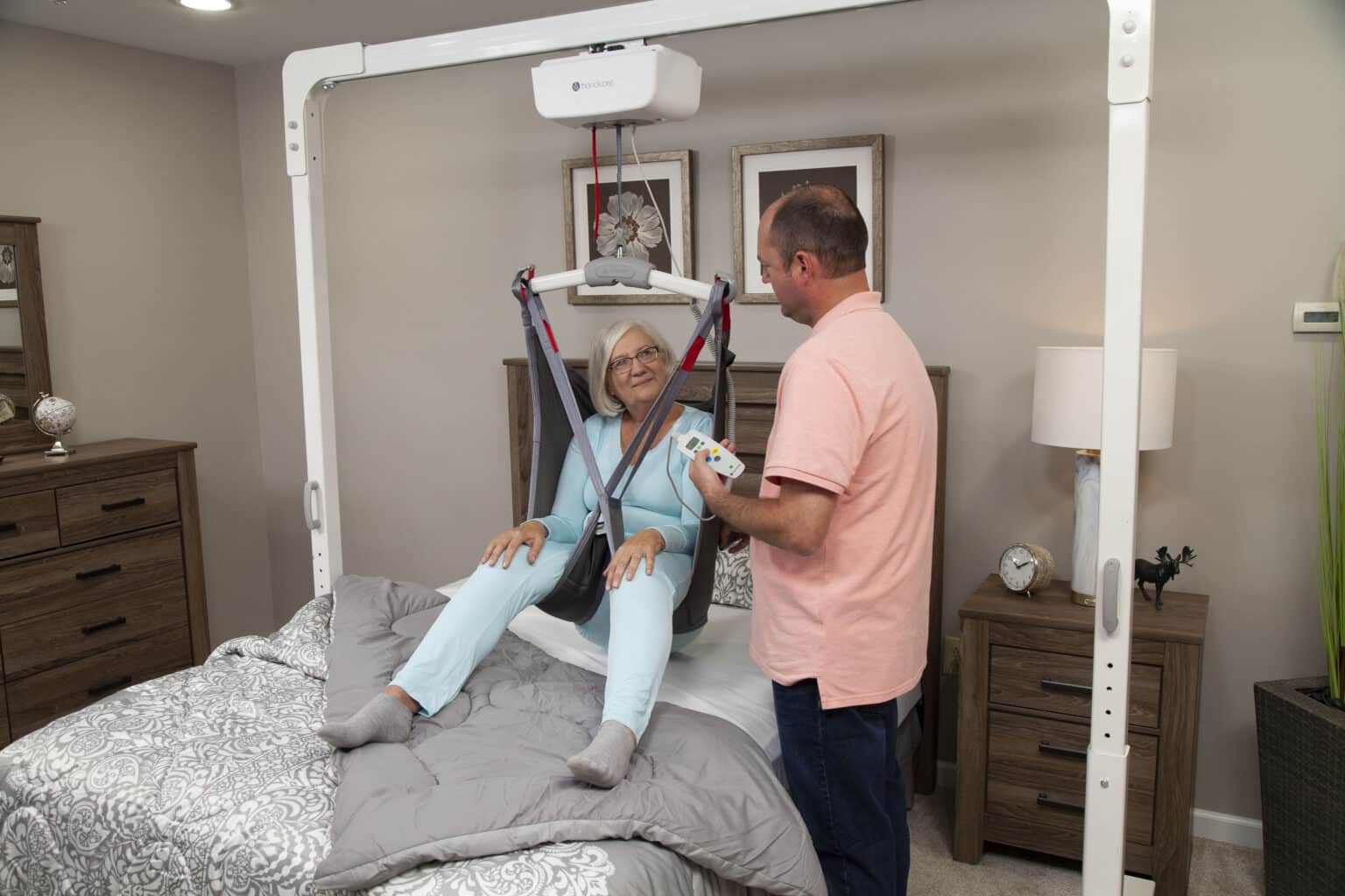 Castor Free Standing Track | Savaria Patient Care